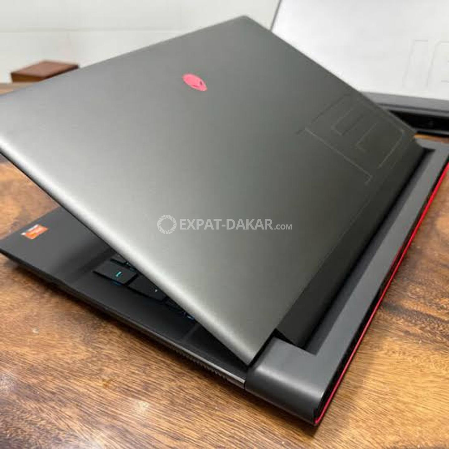 Alienware M18 R1 AMD Ryzen 9 RTX 4070 18” 480Hz - Gueule-Tapée | Expat ...