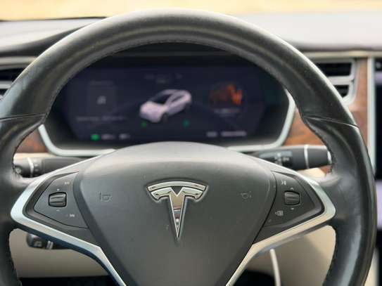 TESLA MODEL X 75D 🔘 2018 - Parcelles Assainies | Expat-Dakar