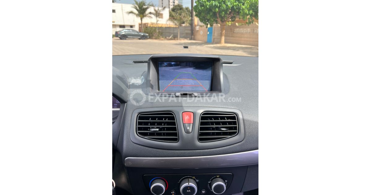 Renault Samsung sm3 2017 - Liberte 6 | Expat-Dakar