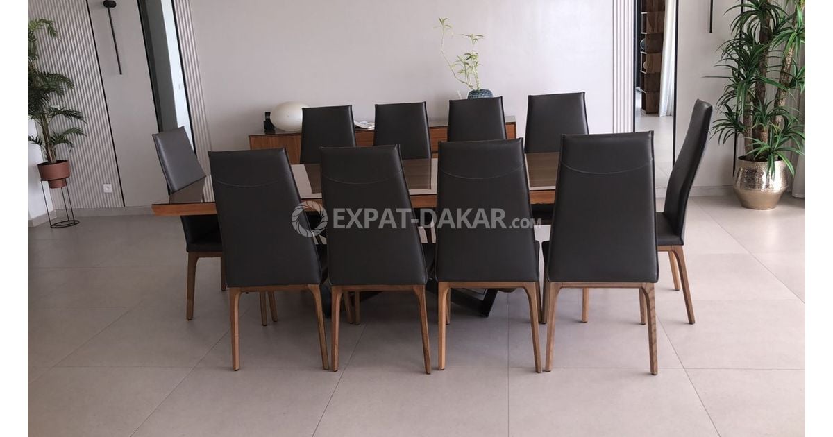 TABLE A MANGER 10 PERSONNES avec chaises - Plateau | Expat-Dakar