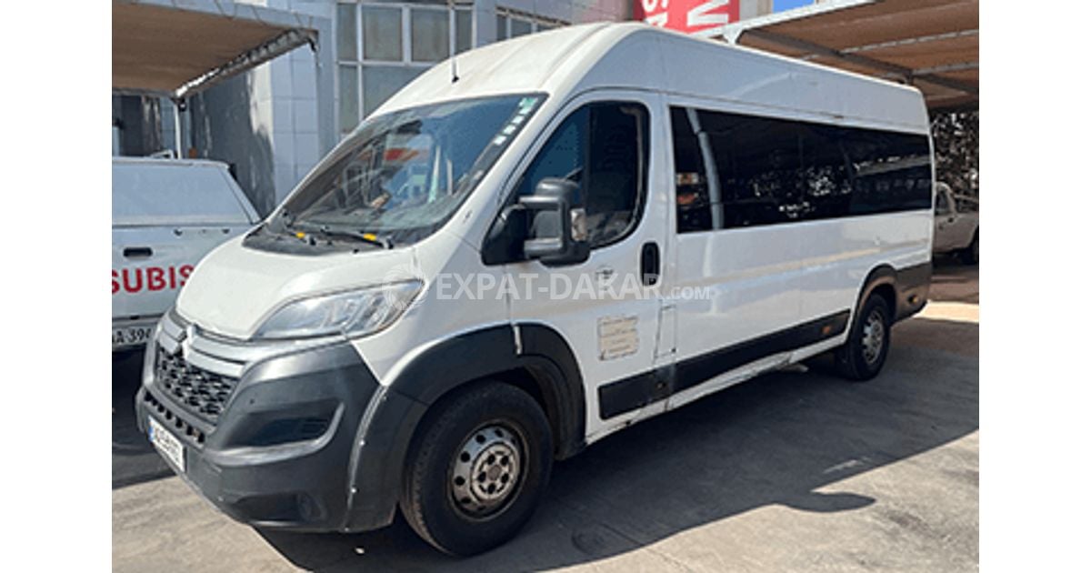 Jumper Bus 18 places - Hann Bel-Air | Expat-Dakar