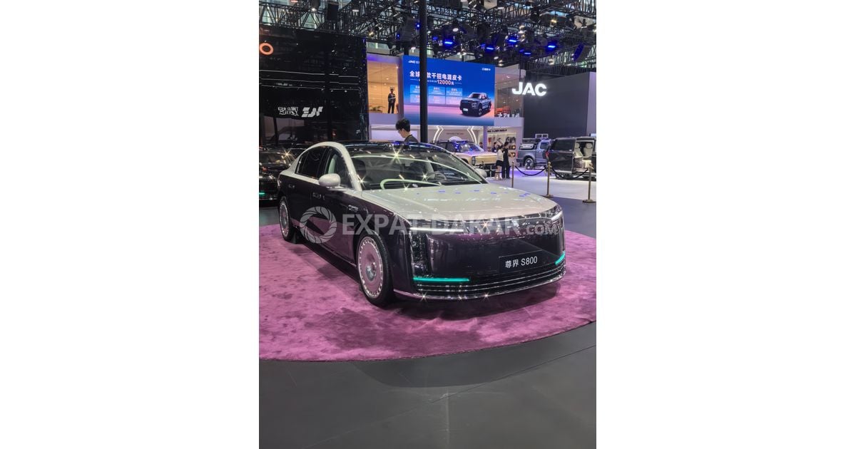 Huawei S800 Présidentiel – Élec + essence, confort VIP - Cité biagui ...