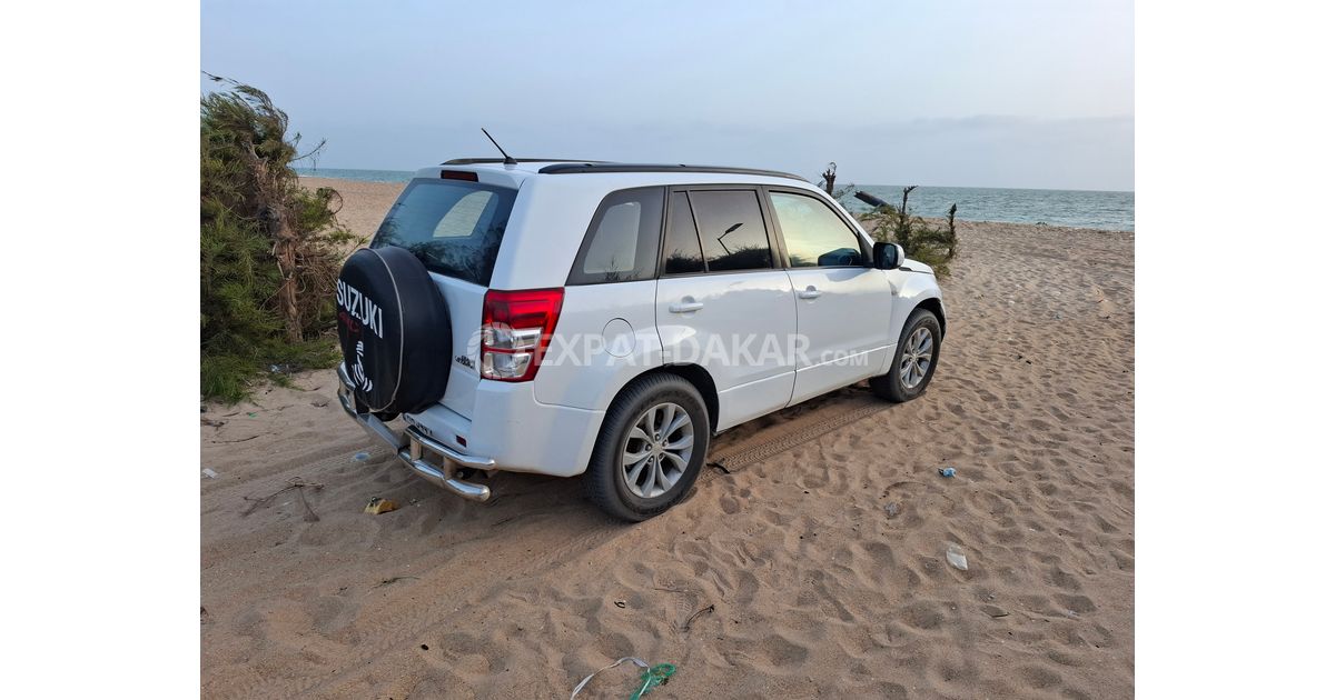 Suzuki grand vitara All grip 4x4 - Saly Portudal | Expat-Dakar