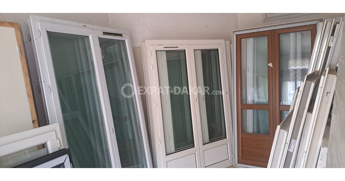 Porte deux ouvrants pvc antibruit double vitrage - Nord foire | Expat-Dakar