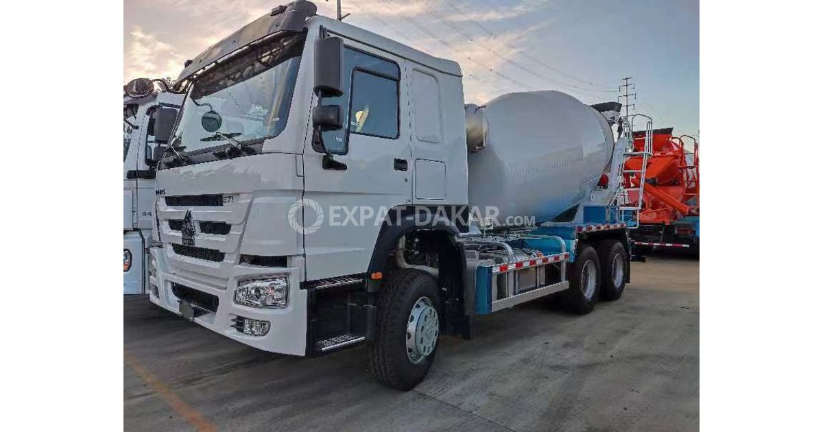Camion Malaxeur à béton Howo 6X4-8 CBM - Sacré-cœur | Expat-Dakar
