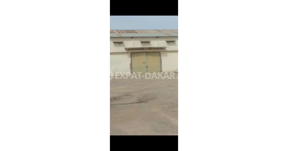 Hangar 10000m2 camberene - Cambérène | Expat-Dakar