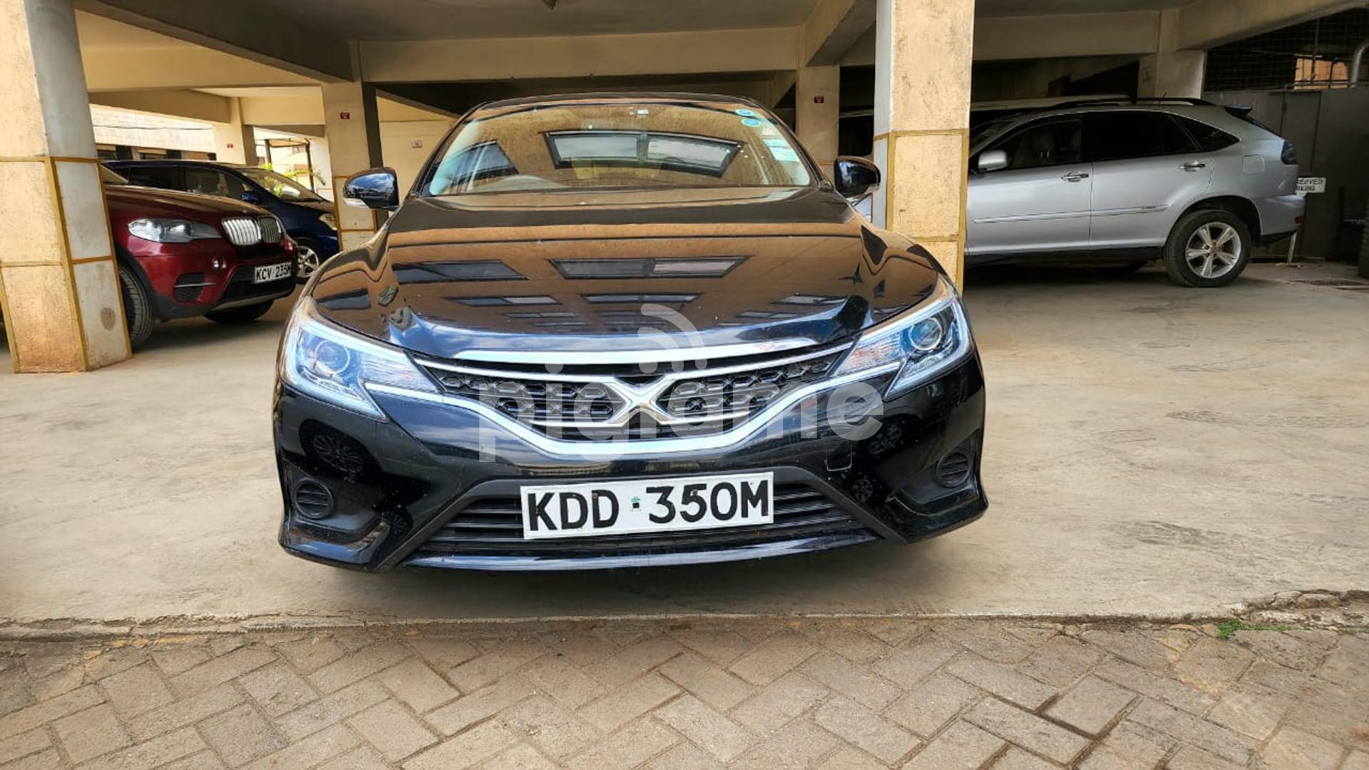 Toyota Mark X New Model For Hire in Westlands | PigiaMe