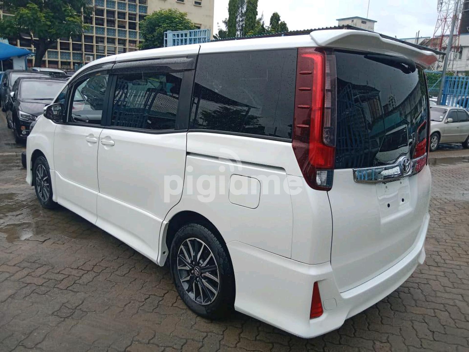 Toyota Noah in Mombasa | PigiaMe