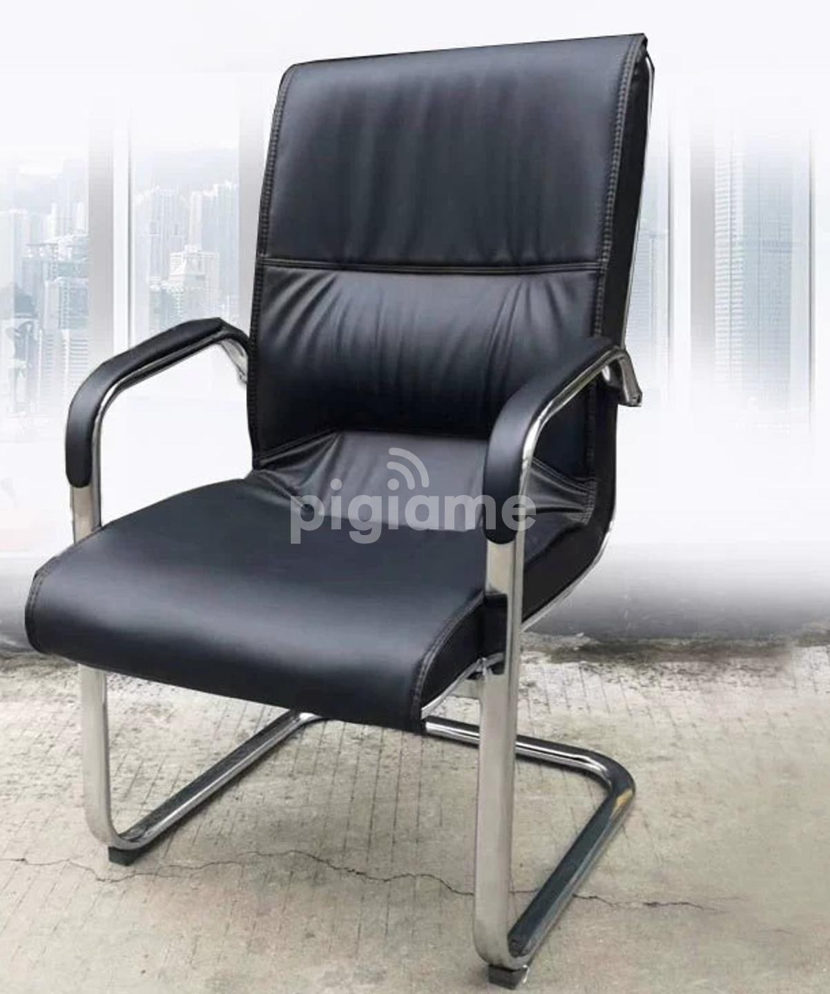 Office Chair: Executive Leather Office Chair in Nairobi West | PigiaMe