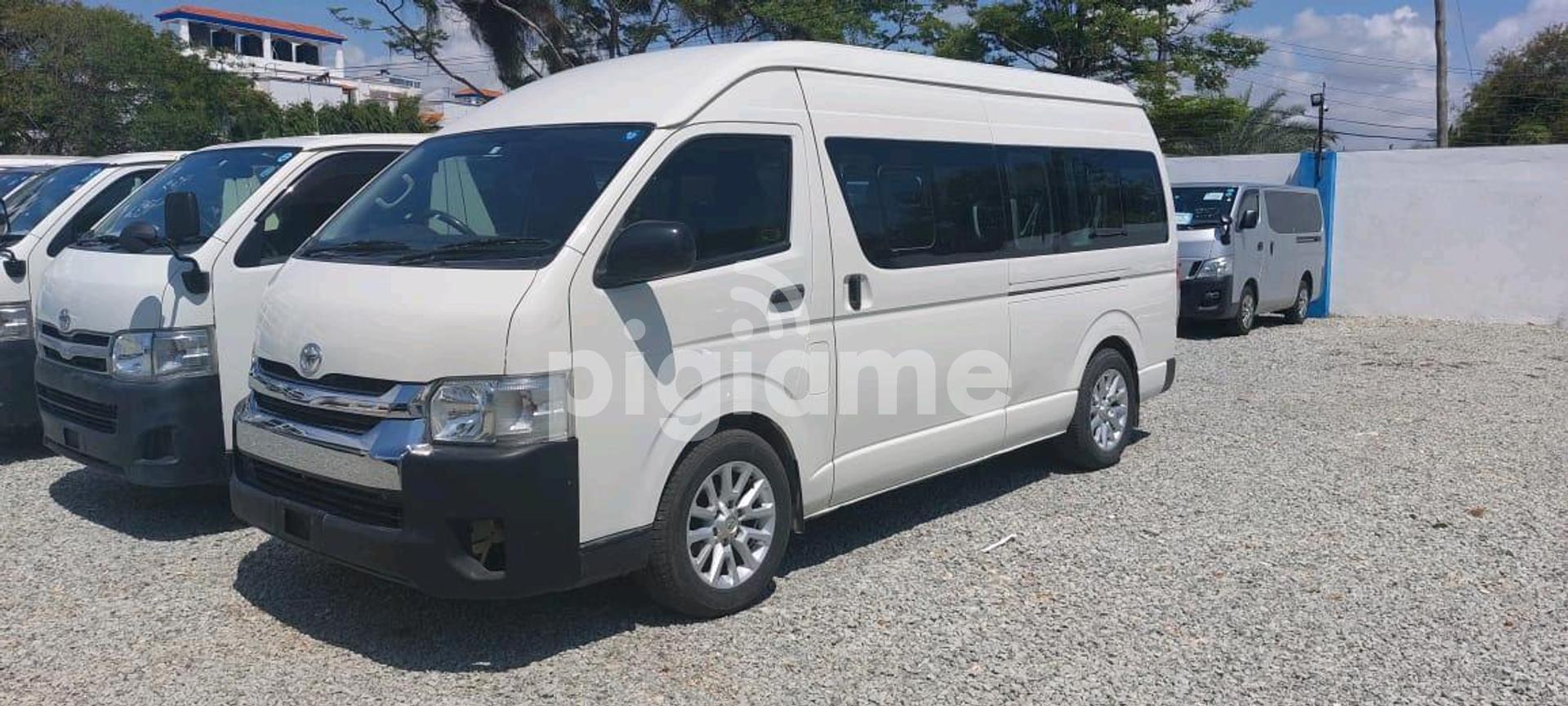 Toyota Hiace Commuter 18 Seater.. in Mombasa | PigiaMe