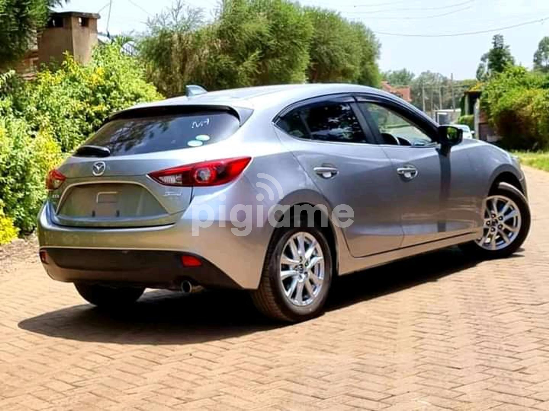 Mazda Axela Hatchback Manual Transmission 6 Speed in Nairobi | PigiaMe