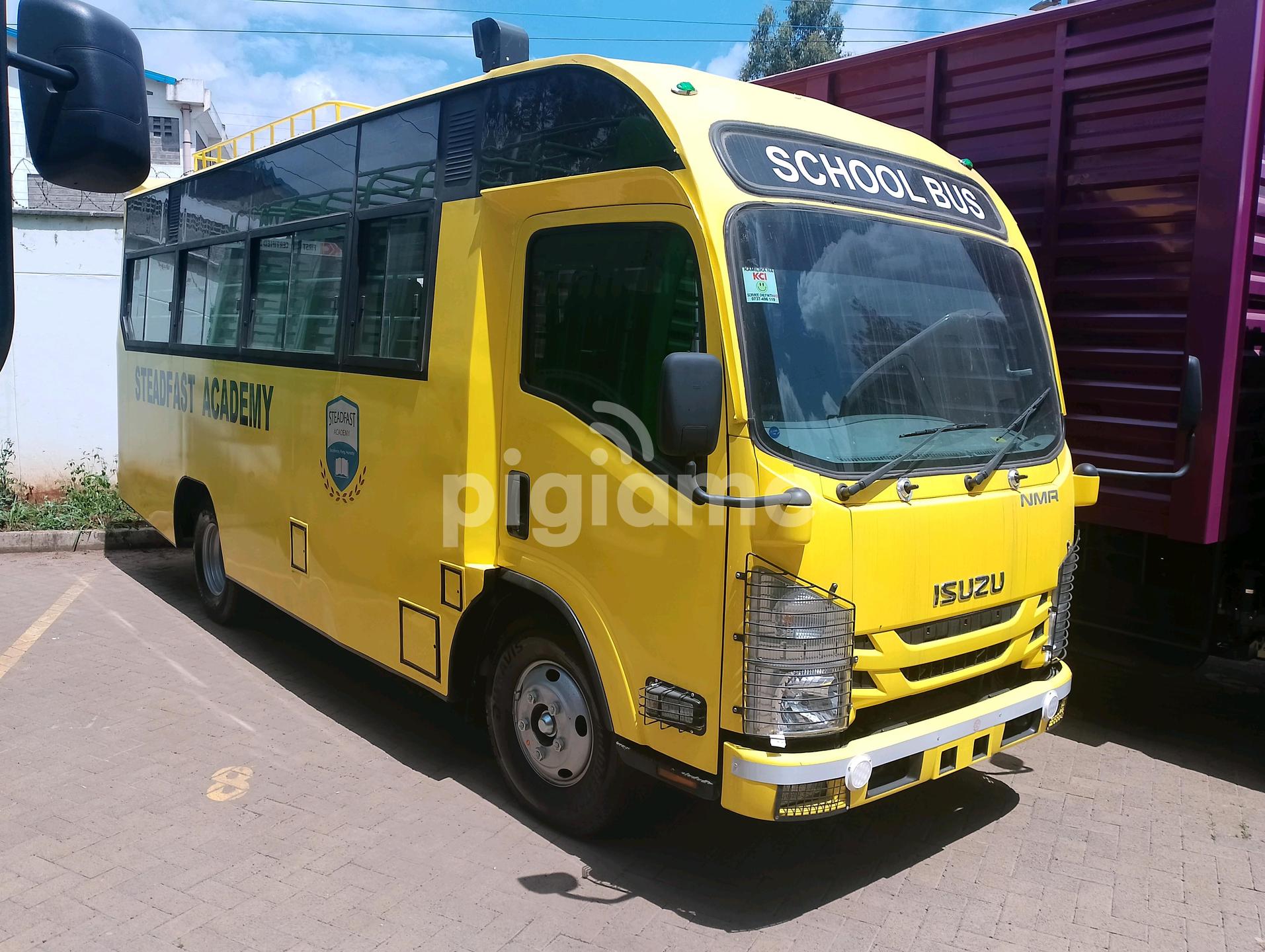 Isuzu Nmr (School Bus) in Nairobi | PigiaMe