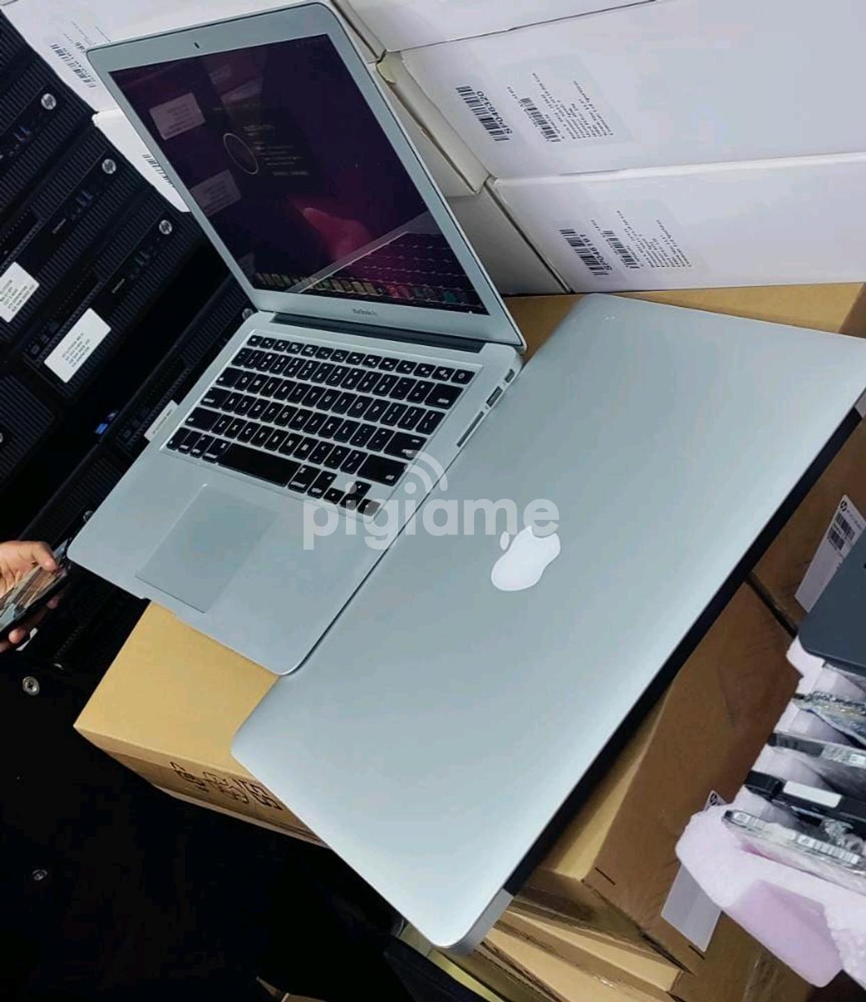 Apple Macbook Air 7Th Gen Core I7 8Gb+ 512Gb in Nairobi CBD, Ronald Ngala | PigiaMe