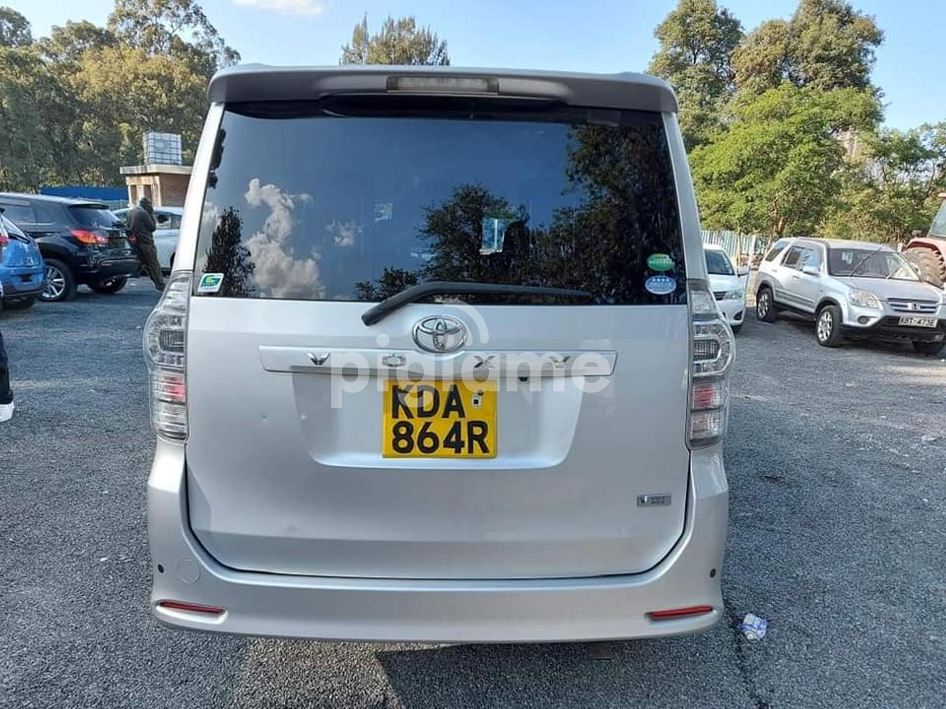 A Toyota Foxy For Quick Sale in Kakamega | PigiaMe