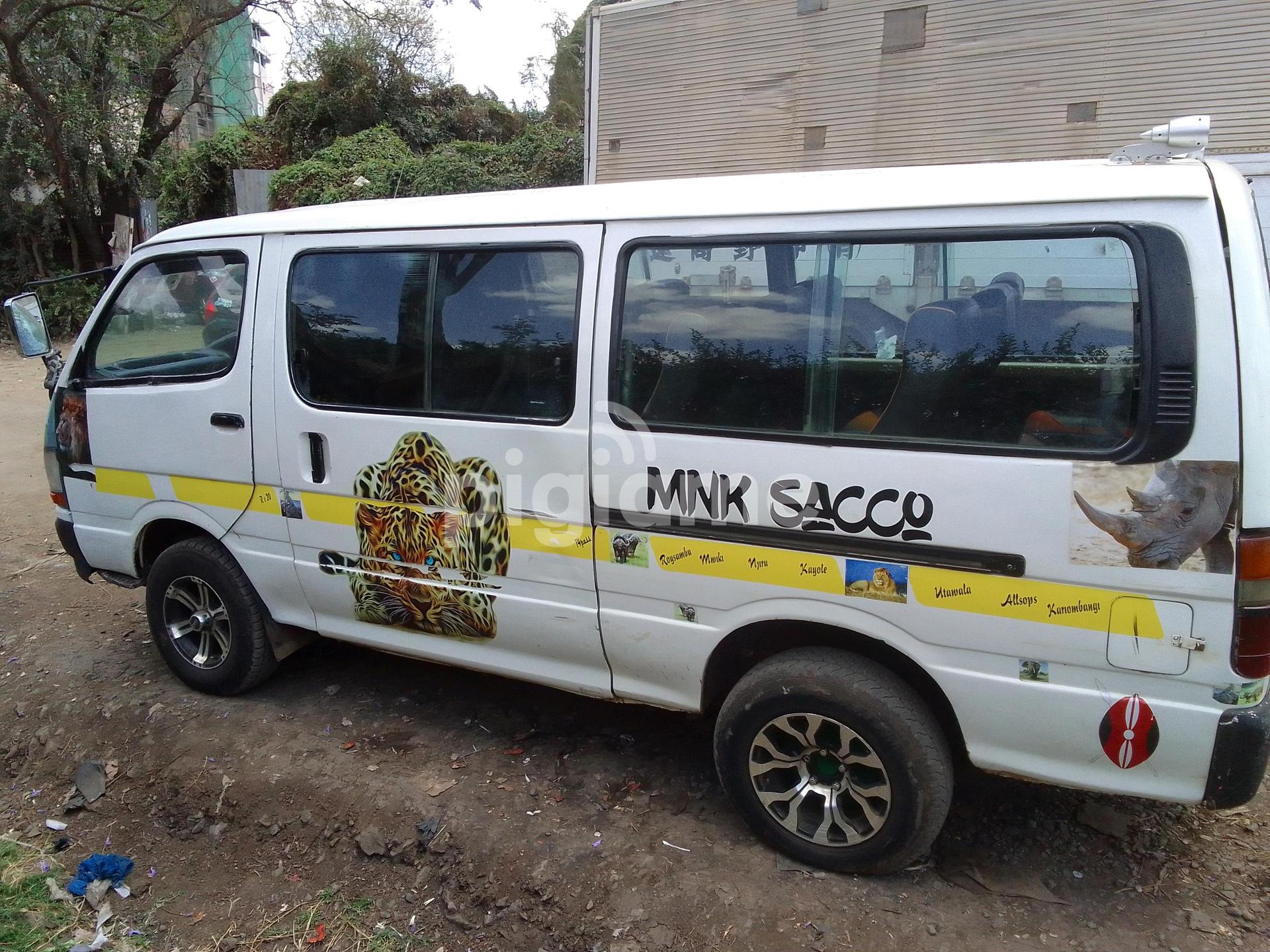 Clean Maintained Toyota Shark/Hiace 14 Seater Matatu in Nairobi | PigiaMe