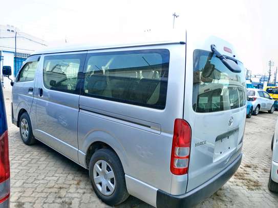 Toyota Hiace 9L Lowroof Petrol in Mombasa | PigiaMe