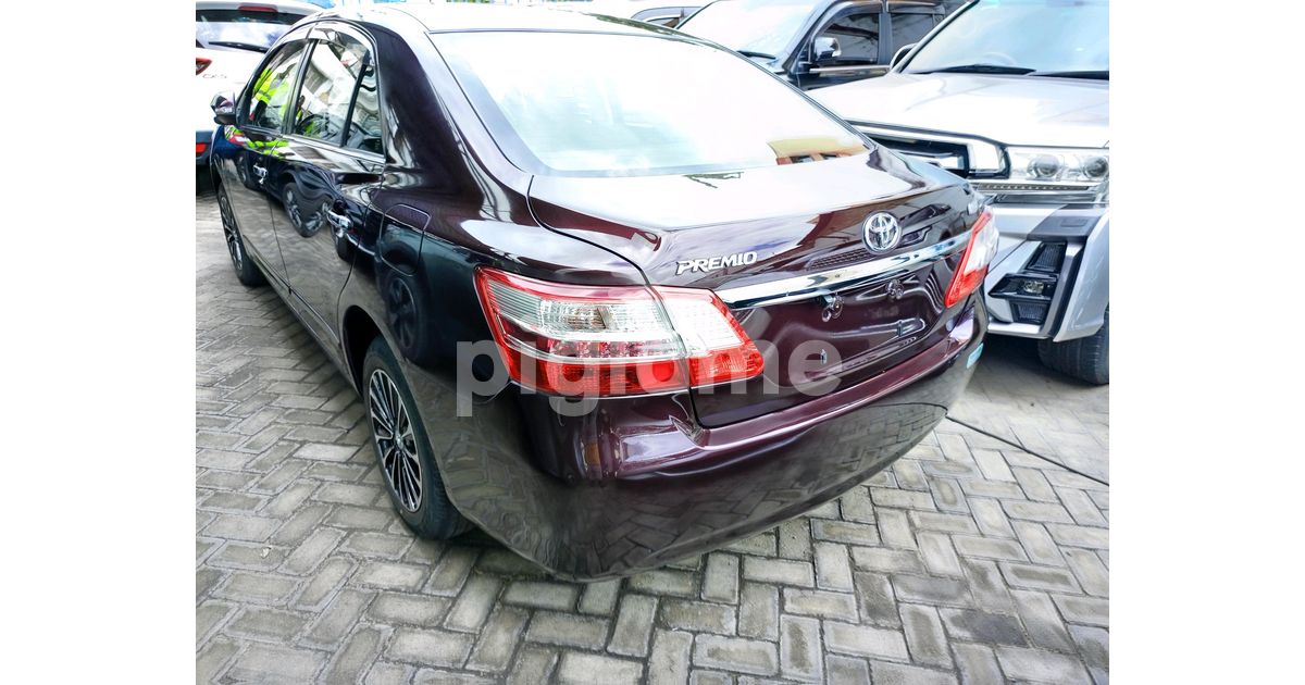 Toyota Premio Maroon in Mombasa | PigiaMe