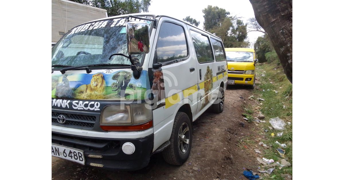 Clean Maintained Toyota Shark/Hiace 14 Seater Matatu in Nairobi | PigiaMe
