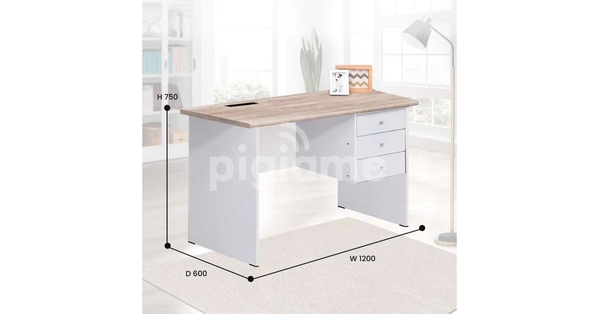 Standard Study Desk in Nairobi West | PigiaMe