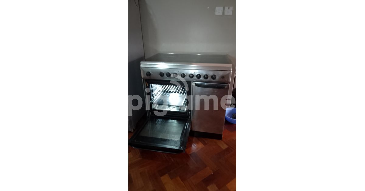 Ariston Cooker Gas + Electric + Oven in Karen | PigiaMe