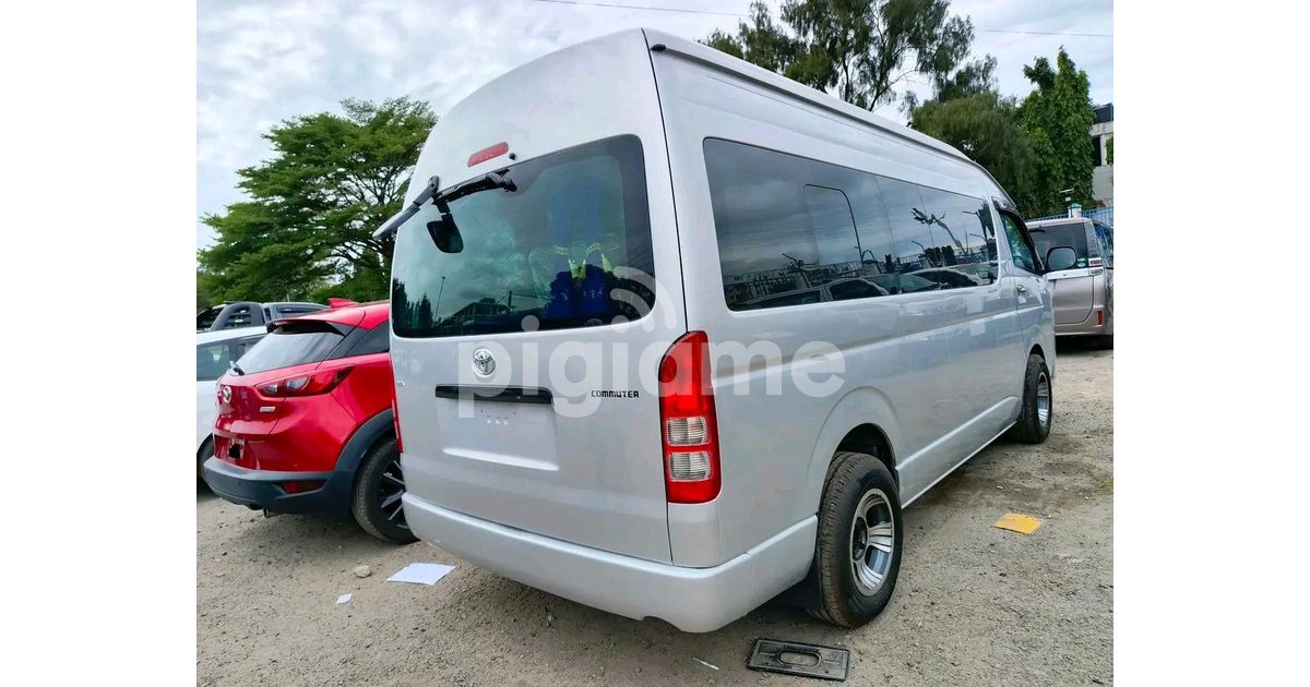 Toyota Hiace 9L Manual Diesel 2017 in Mombasa | PigiaMe