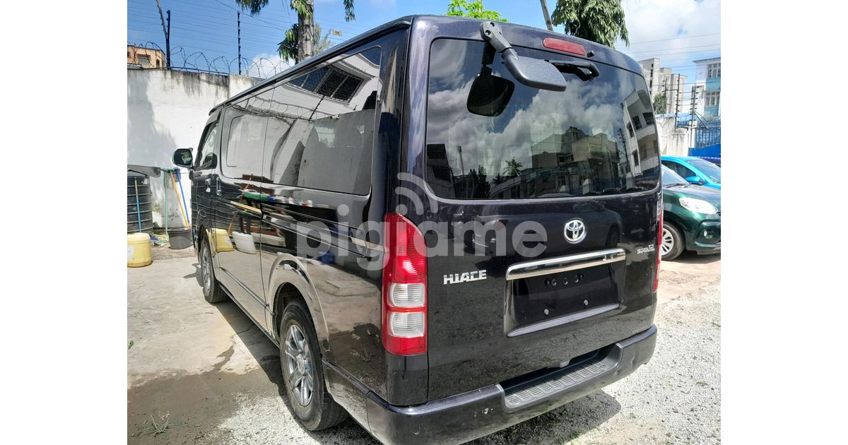 Toyota Hiace 7L Super Gl 2017 Diesel in Mombasa | PigiaMe