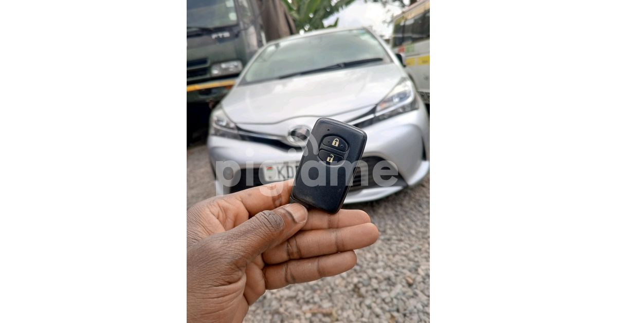 Toyota Vitz Smart Key Programming 🏎️ in Embakasi | PigiaMe