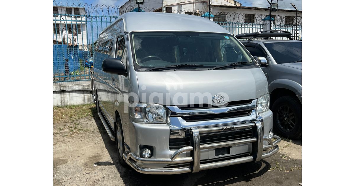 Toyota Hiace 9L (We Accept Hire Purchase) in Mombasa | PigiaMe