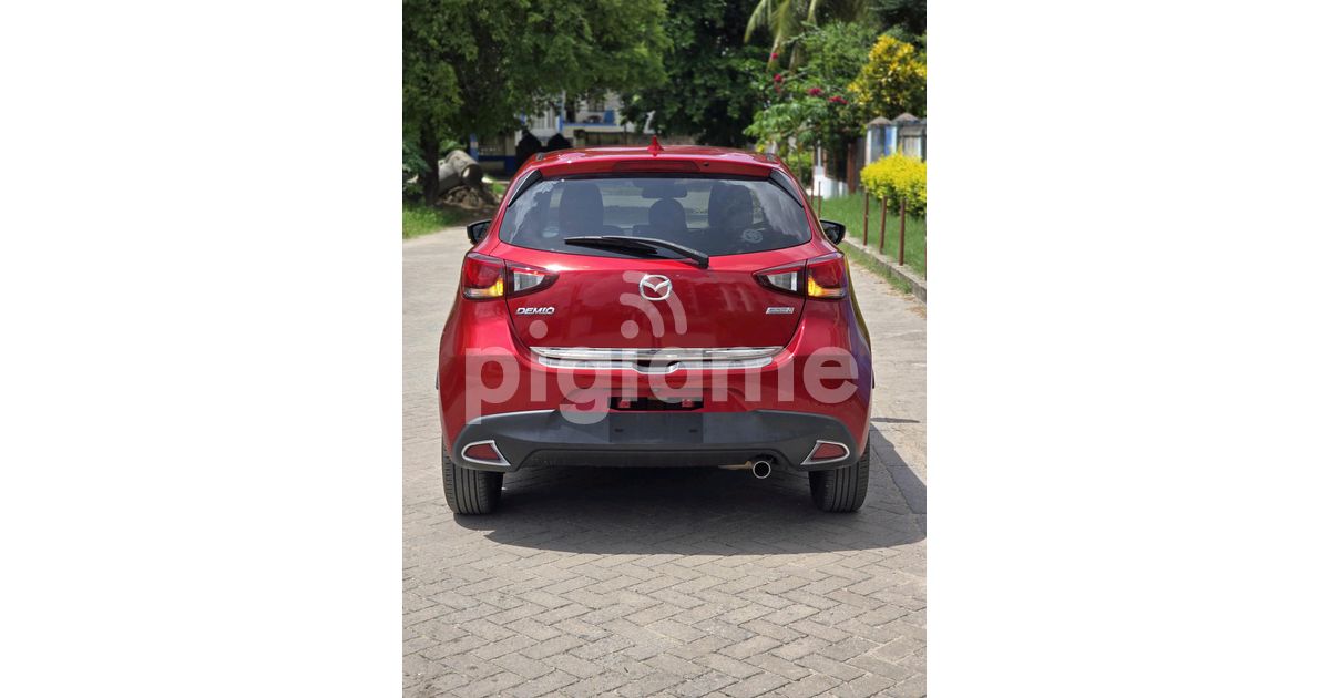 Mazda Demio Diesel Sport 2017 in Mombasa | PigiaMe