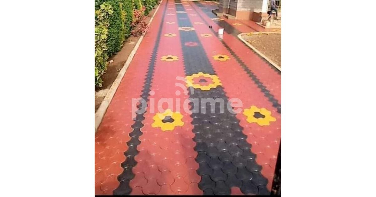 Cabros For Sale Selling And Installing in Westlands | PigiaMe