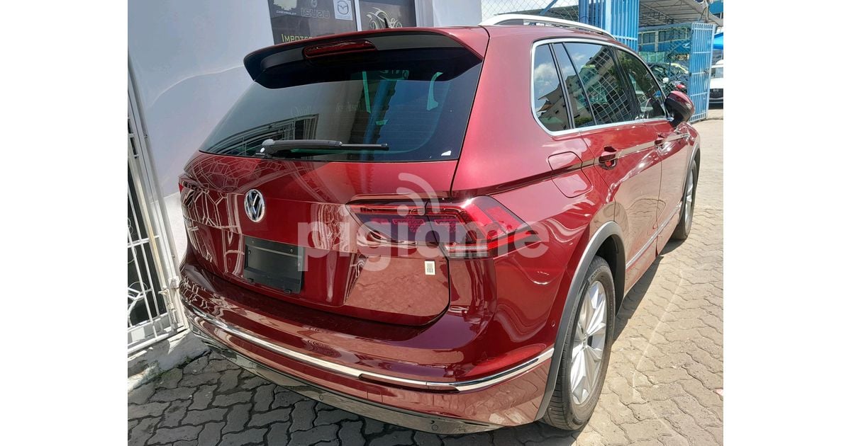 Volkswagen Tiguan R-Line Red 2018 in Mombasa | PigiaMe
