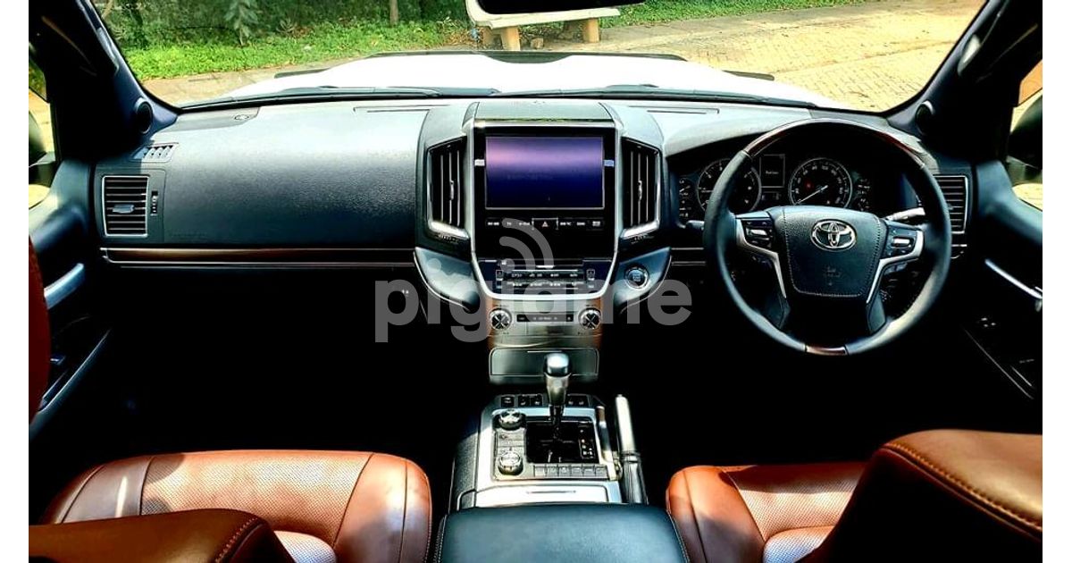 2017 Toyota Landcruiser Zx V8 in Nairobi | PigiaMe