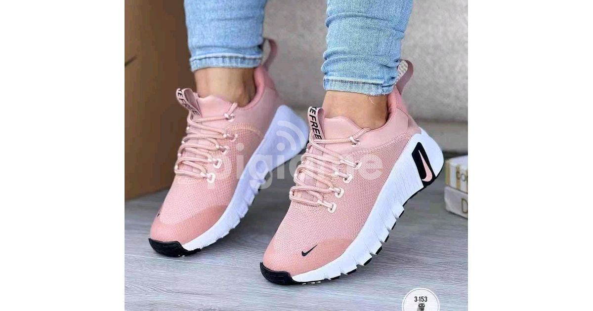 Nike Free Metcon 6 in Kamukunji | PigiaMe