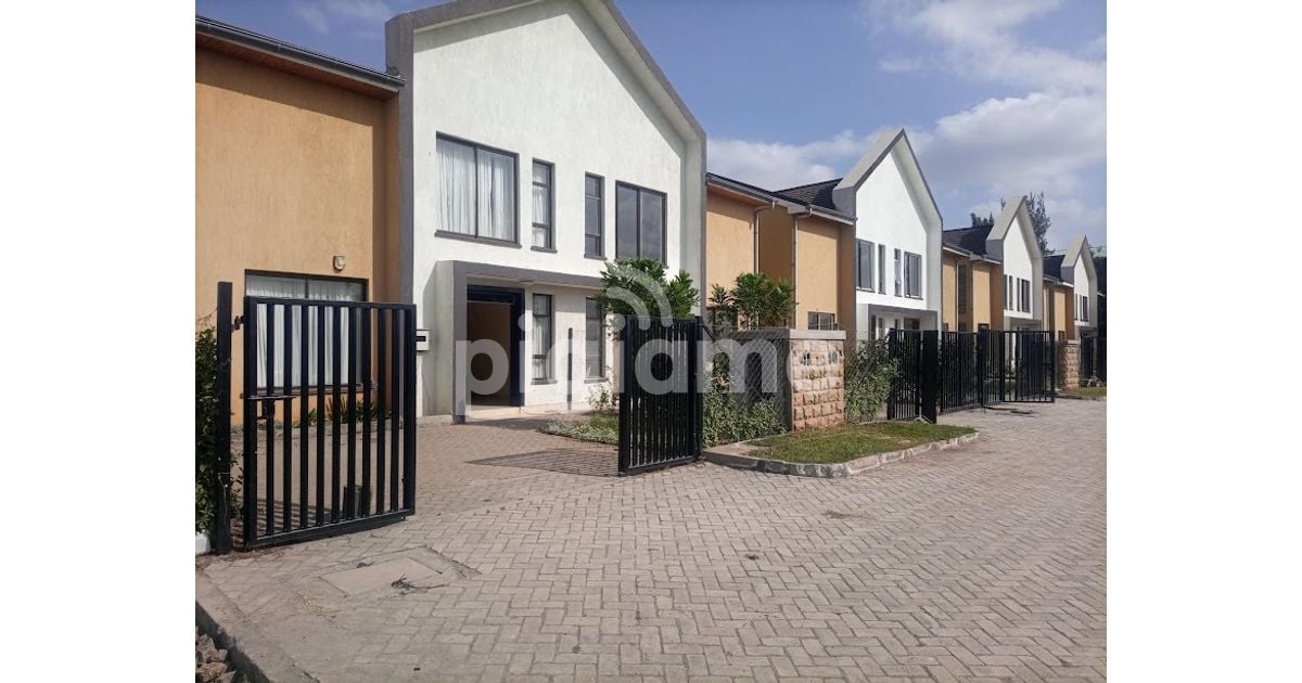 4 Bed House With En Suite At Katani Road in Syokimau | PigiaMe