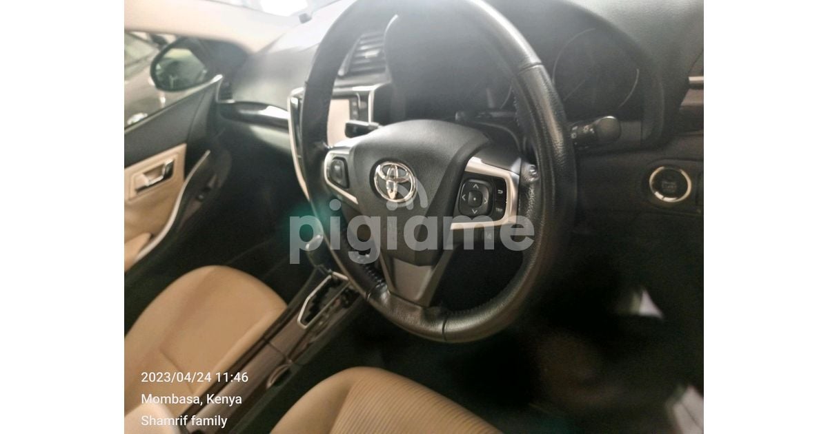 Toyota Premio X New Shape 2017 Silver in Mombasa | PigiaMe