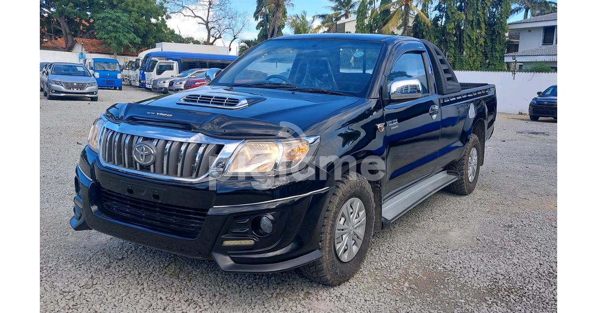 Toyota Hilux Vigo Single Cab in Mombasa | PigiaMe