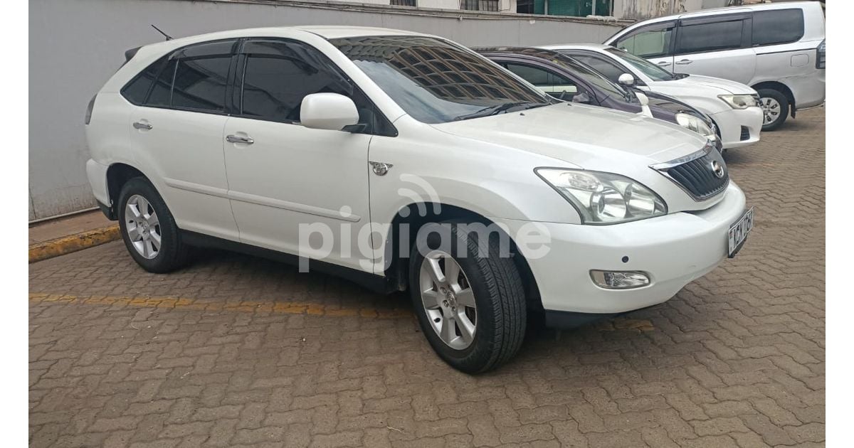 Toyota Harrier For Hire in Westlands | PigiaMe