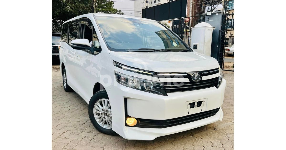 Toyota Voxy New Shape in Nairobi | PigiaMe