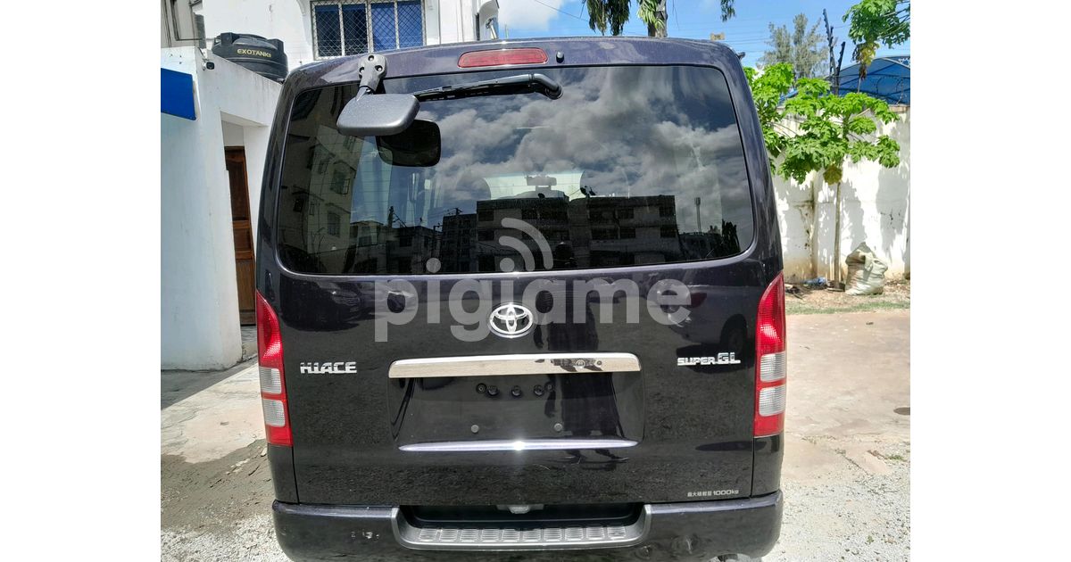 Toyota Hiace 7L Super Gl 2017 Diesel in Mombasa | PigiaMe