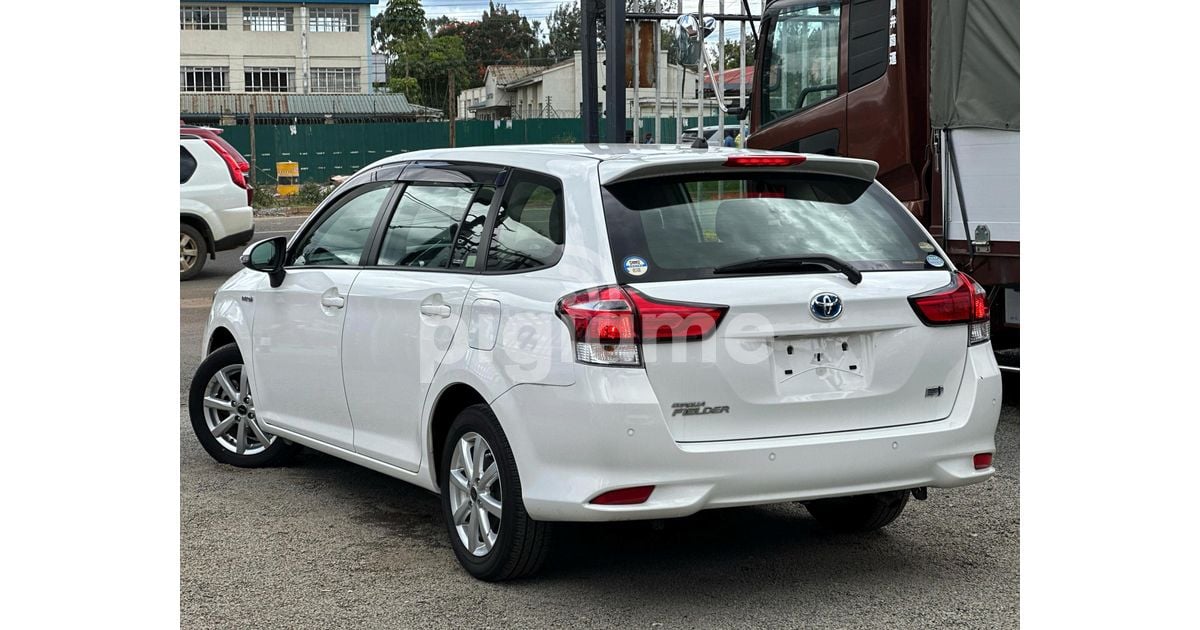 Toyota Fielder Hybrid Pearl White Color 2018 Model. in Mombasa | PigiaMe