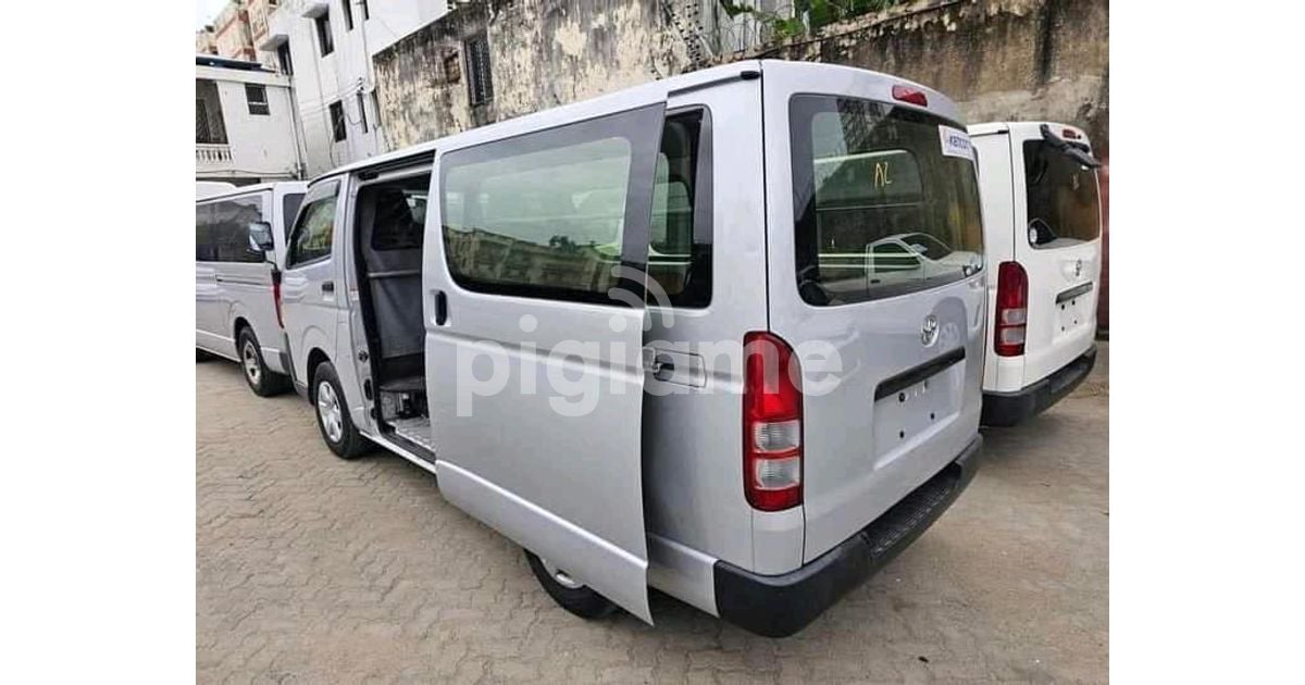 Long Chassis New Toyota Hiace 7L in Mombasa | PigiaMe