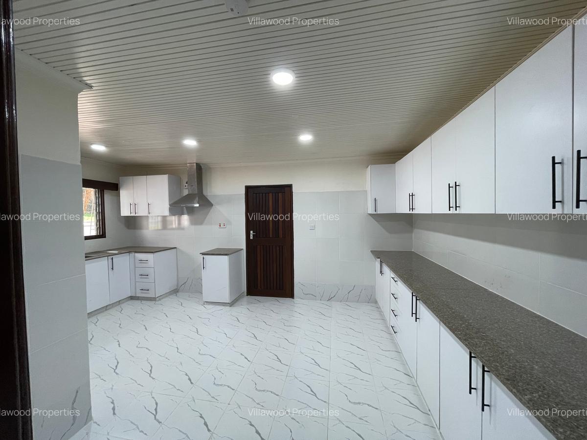 6 Bed House with En Suite in Gigiri | BuyRentKenya