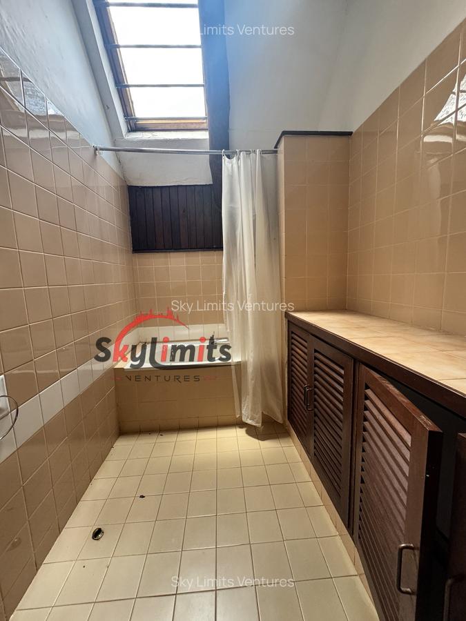 3 Bed House with Staff Quarters in Nyari | BuyRentKenya