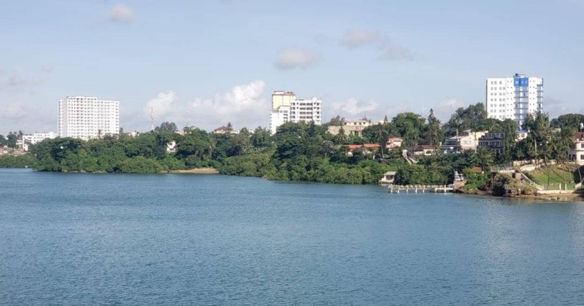 2 Bed Apartment with Swimming Pool in Nyali Area | BuyRentKenya