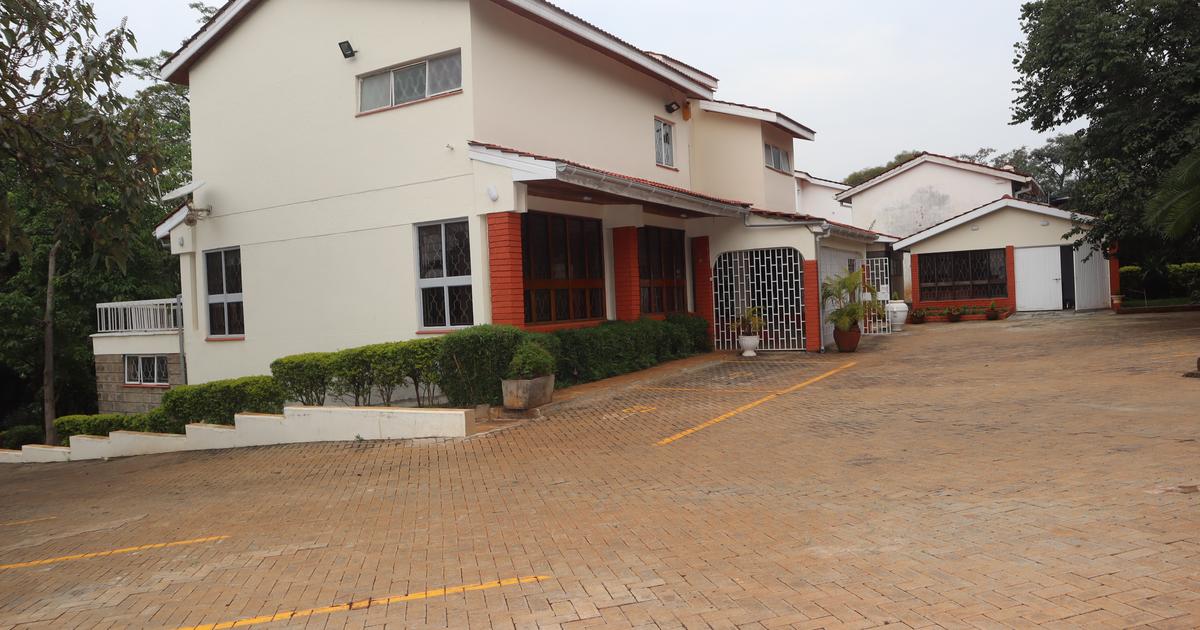 5 Bed House with En Suite in Gigiri