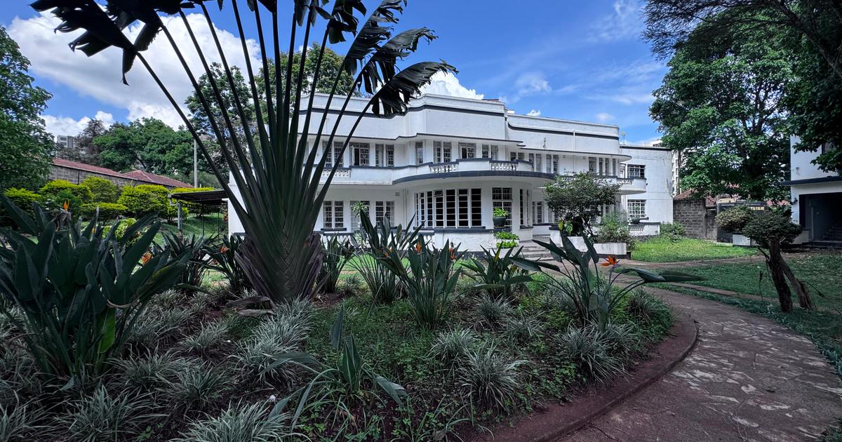 1,300 ft² Commercial Property with Parking in General Mathenge ...