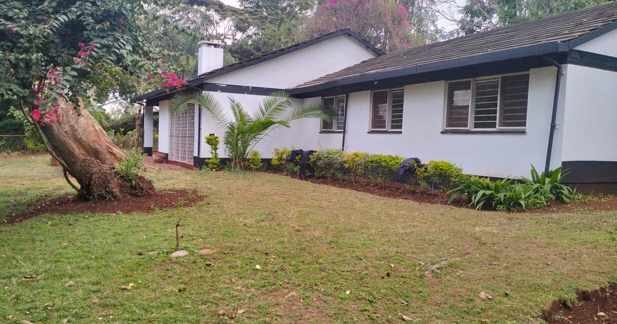 4 Bed House with En Suite in Loresho | BuyRentKenya