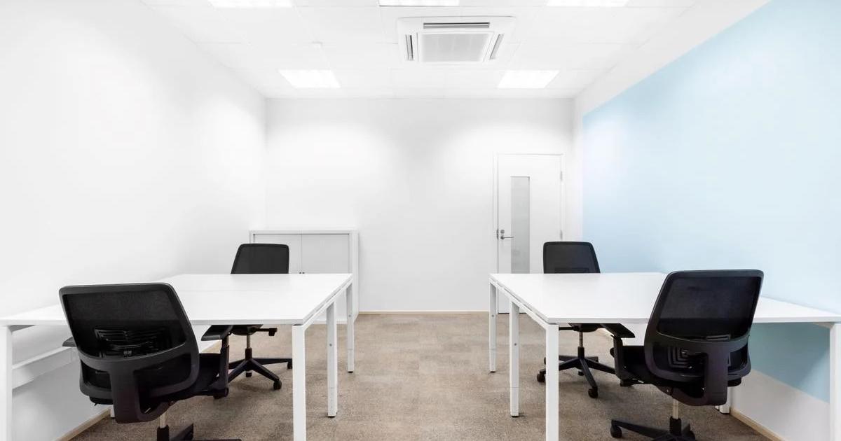 Furnished 60 m² Office with Service Charge Included at Crescent Road ...