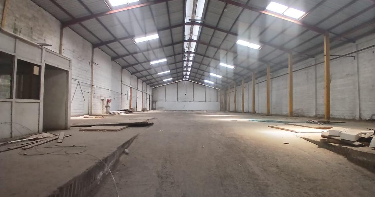 14,000 ft² Warehouse with Parking in Industrial Area | BuyRentKenya