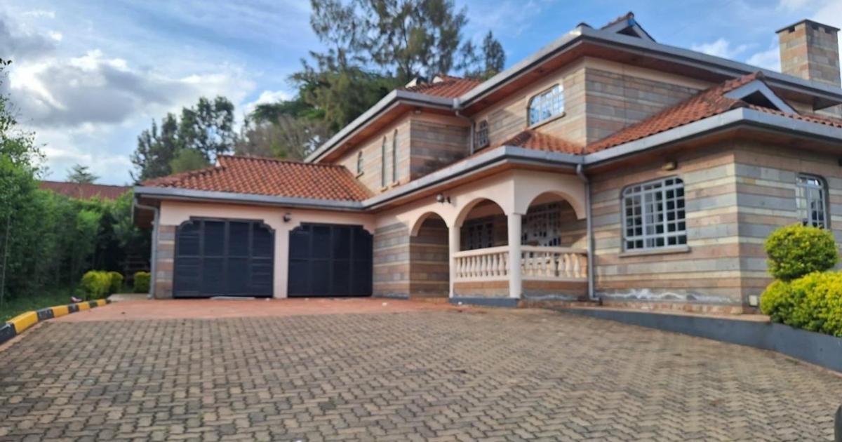 5 Bed House with En Suite in Nyari | BuyRentKenya